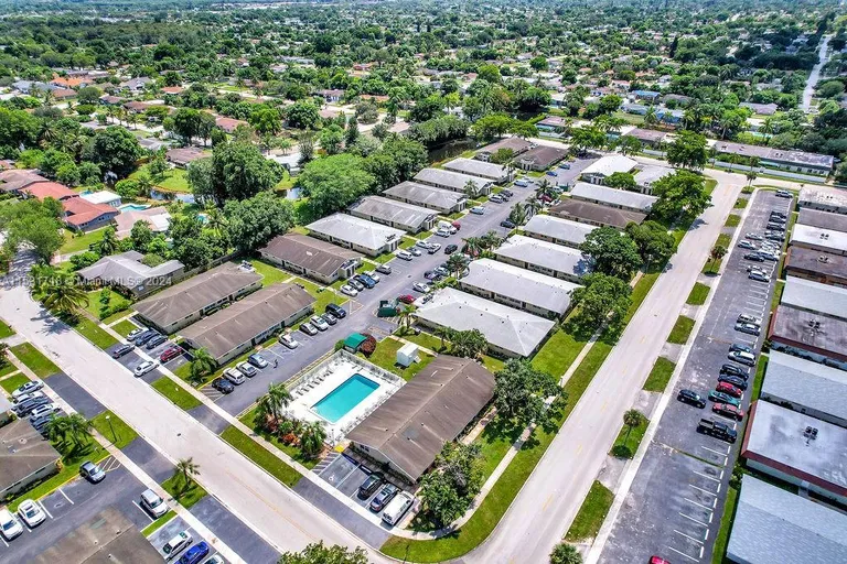 678 Kathy Court #1-4, Margate, FL 33068 Property for rent