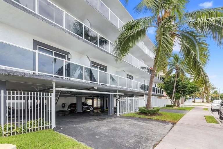 1986 Biarritz Dr #201, Miami Beach, FL 33141 Property for rent