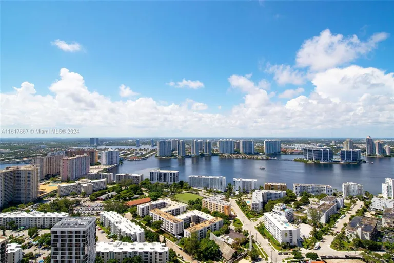 17875 Collins Ave #4205, Sunny Isles Beach, FL 33160 Property for rent