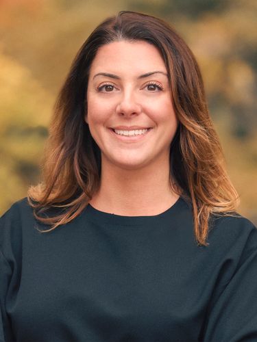 Haley Burns | Licensed RE Salesperson | Corcoran