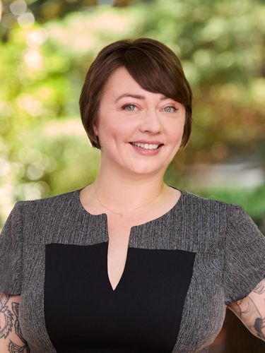 Nicole Dillon | Licensed RE Salesperson | Corcoran