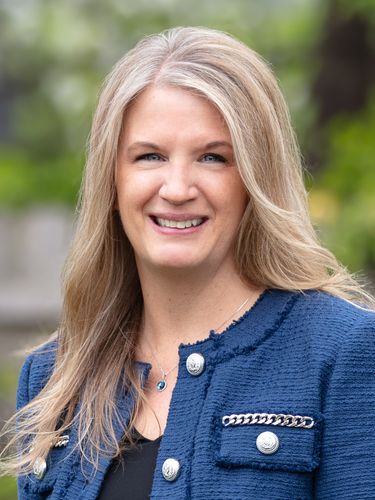Stephanie Bogdan | RE Salesperson | Corcoran